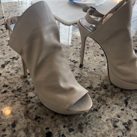 Steve Madden | Shoes | Sexy Steve Madden Bone Leather Fawnaa Heels | Poshmark